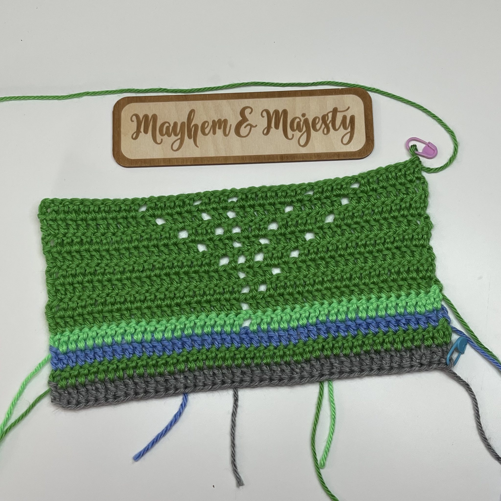 Gone Fishing – a FREE Filet Crochet Pattern – Mayhem & Majesty