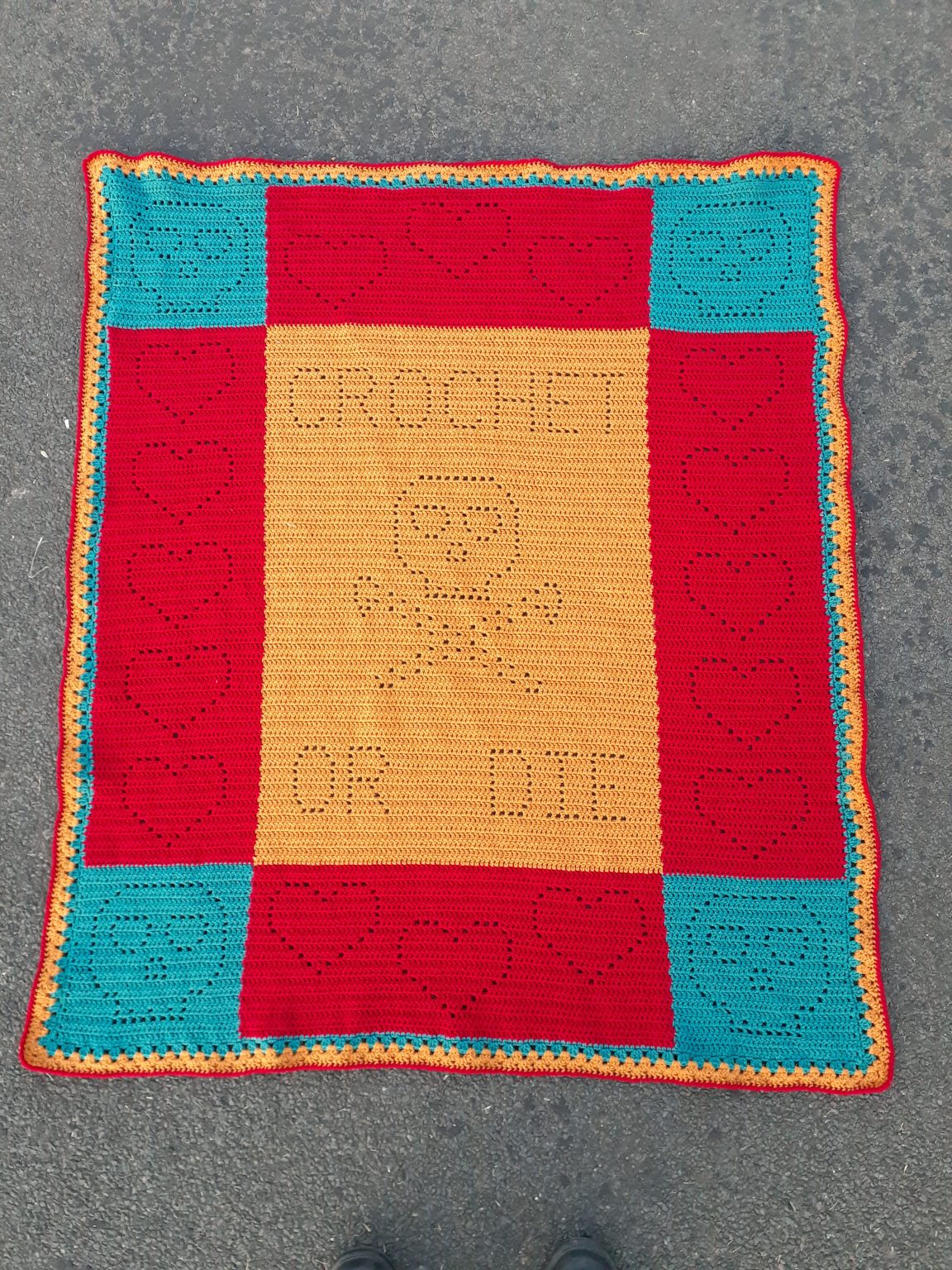 Crochet or Die Blanket – Tester Showcase – Mayhem & Majesty