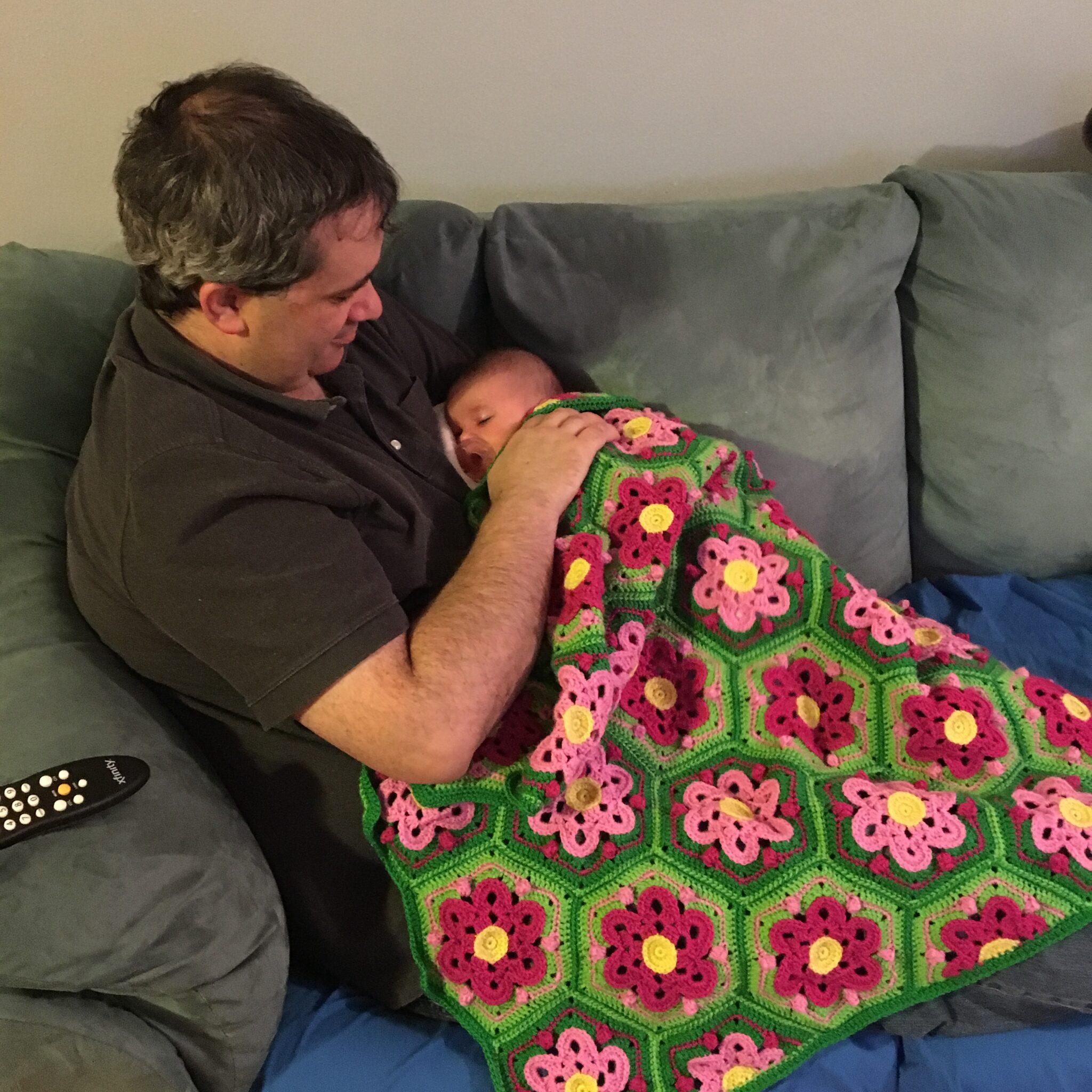 Concentric Granny Squares: Free Patterns – Mayhem & Majesty