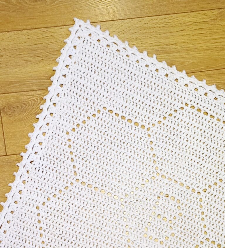 Baby Bee – Mayhem & Majesty