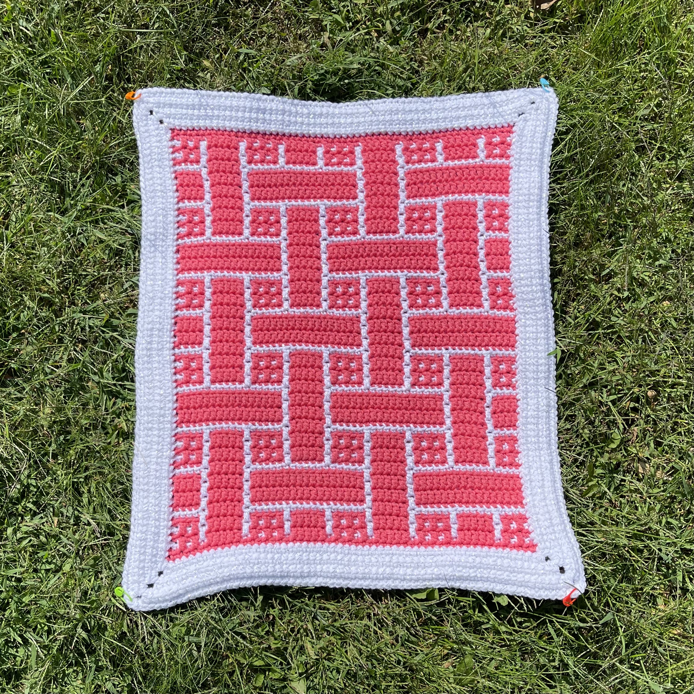 2025 Mosaic CAL: Summer Weave Block – Mayhem & Majesty